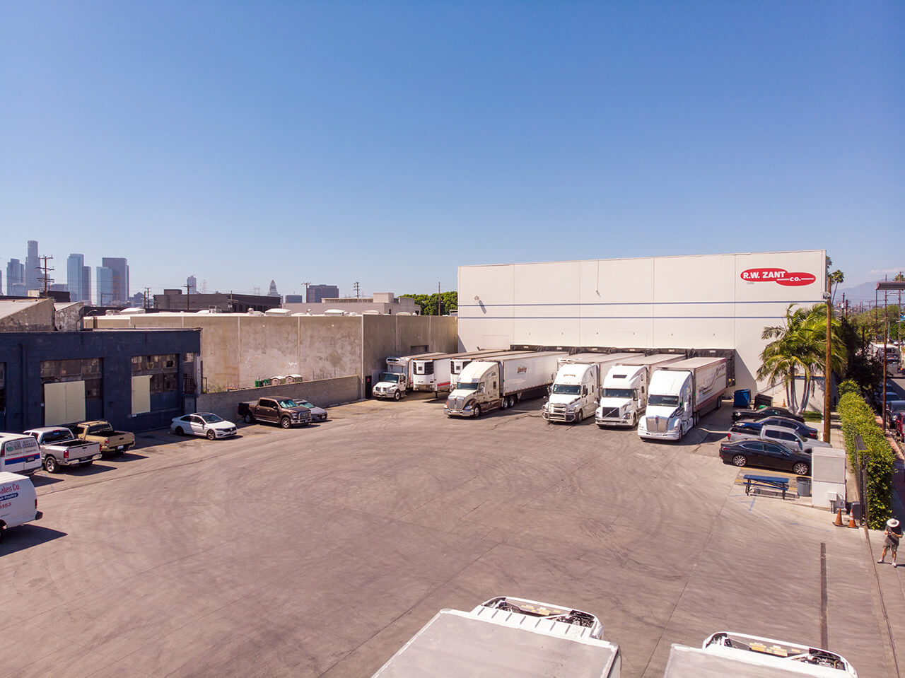 R.W Zant Distribution Center Los Angeles, CA